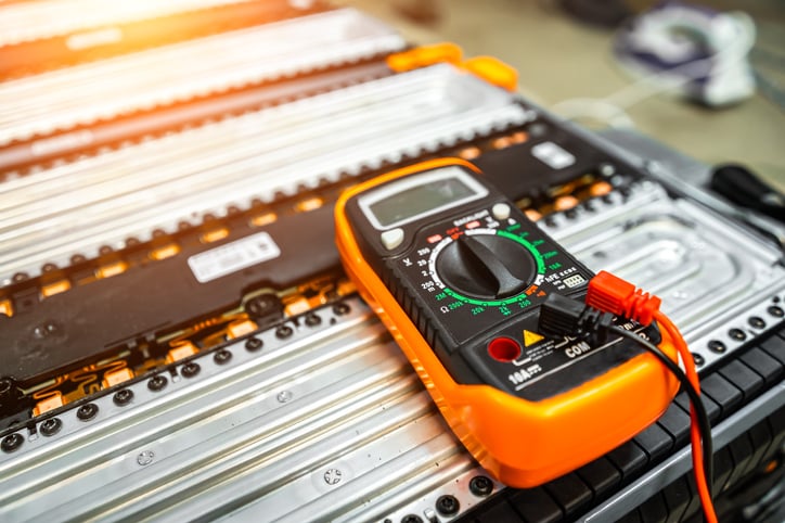 Electric Car Battery Pack Design & the Sensors for Leak Detection